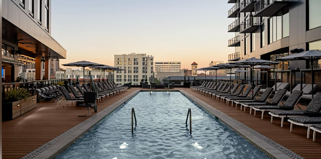 Spritz & Sweat - Rooftop Yoga - Nashville Fab Living